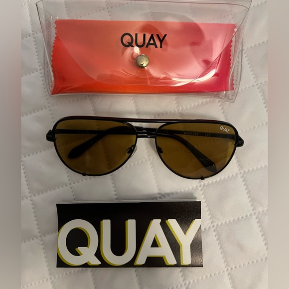 Quay Australia | Accessories | Quay Unisex High Key Oversized Aviator ...